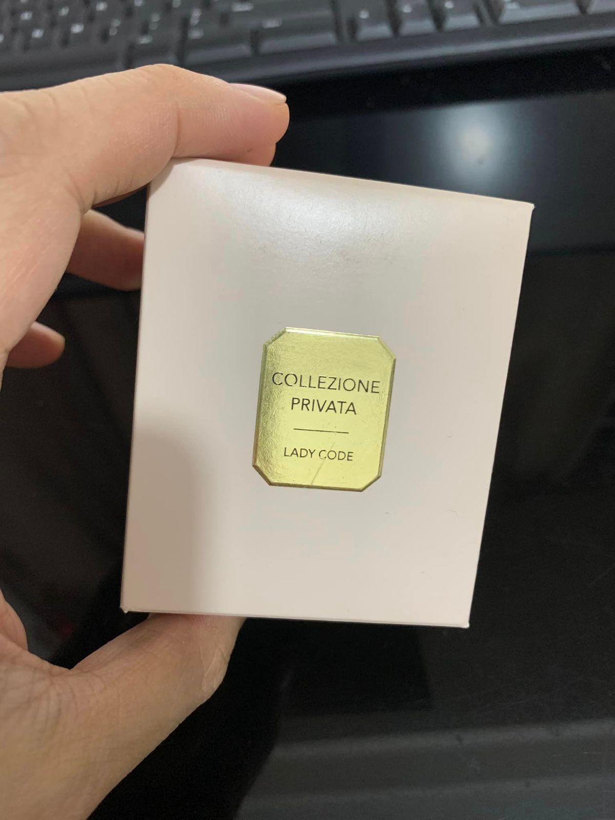 Valmont | Storie Veneziane系列 - 法爾曼 優雅嫵媚香氛蠟燭 75g [法國專櫃版] (Lady Code) | HKTVmall 香港最大網購平台