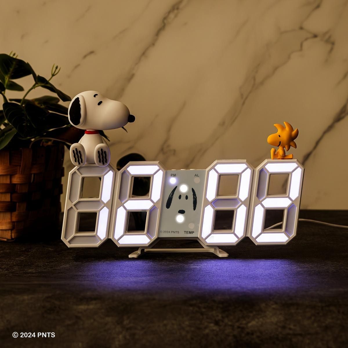 infoThink | Snoopy series doll shape digital electronic clock ...