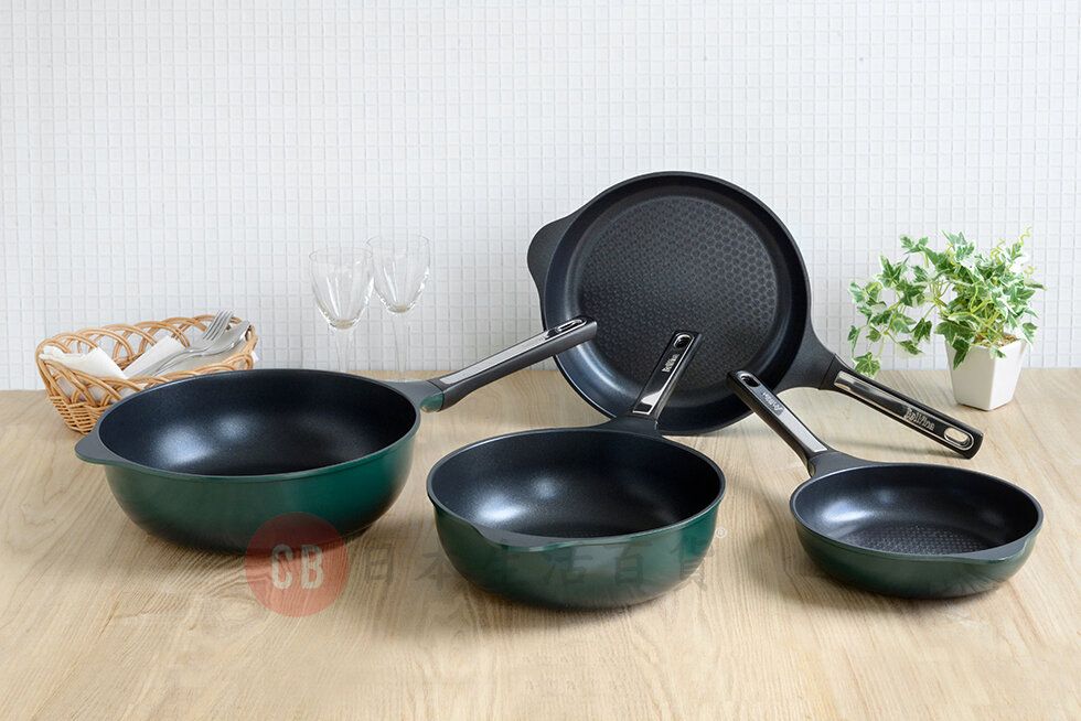 Arnest | Bellfina 藍寶石塗層鑊 28cm-深型 B2(71731) | HKTVmall 香港最大網購平台