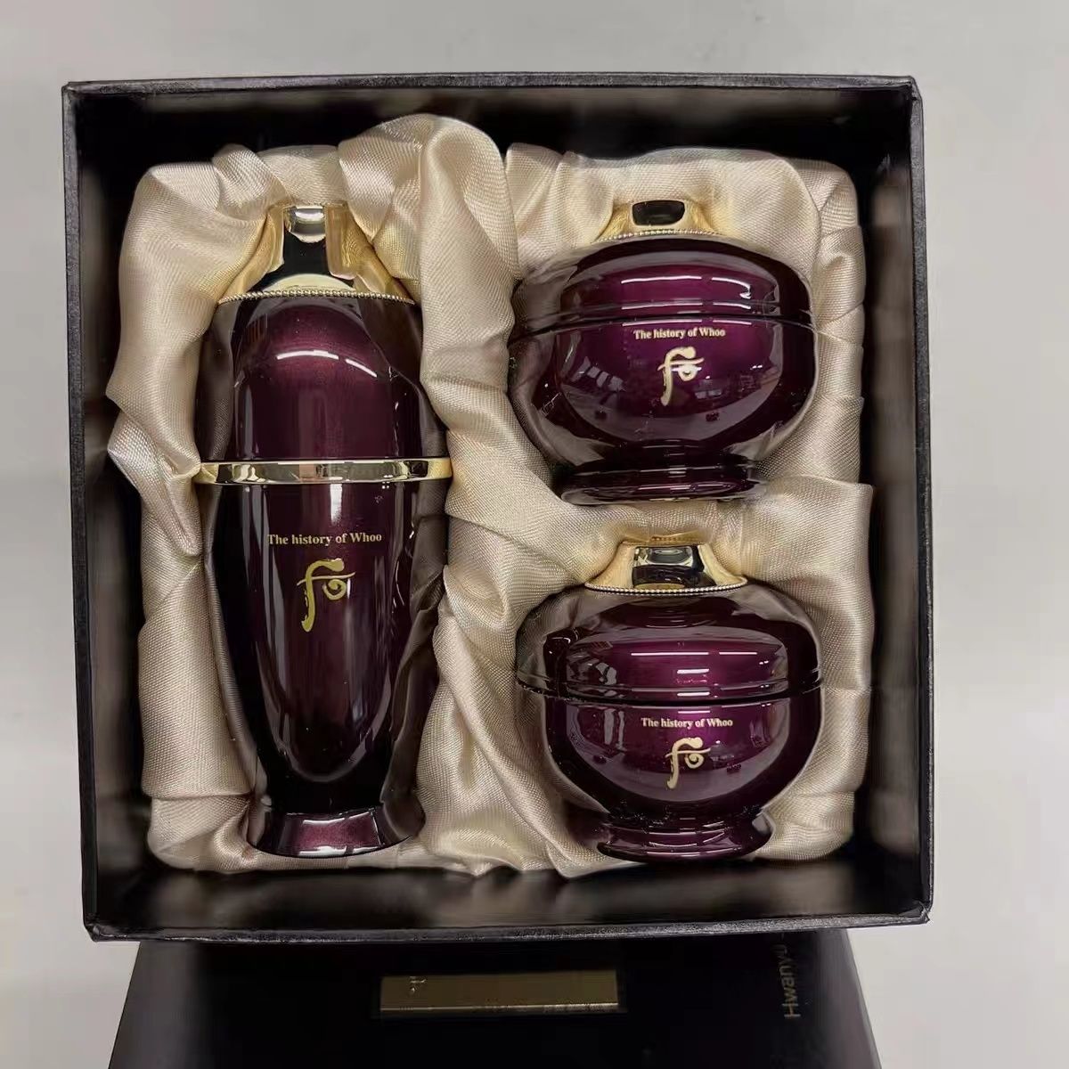 后 | whoo後新凝顏還幼三件套中樣 (精華7ml眼霜4ml面霜4ml)（平行進口） | HKTVmall 香港最大網購平台